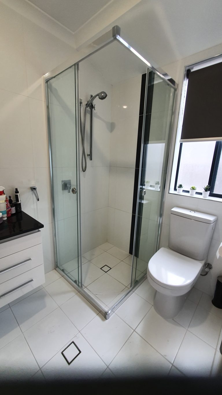 Custom made shower screens for your Perth bathroom